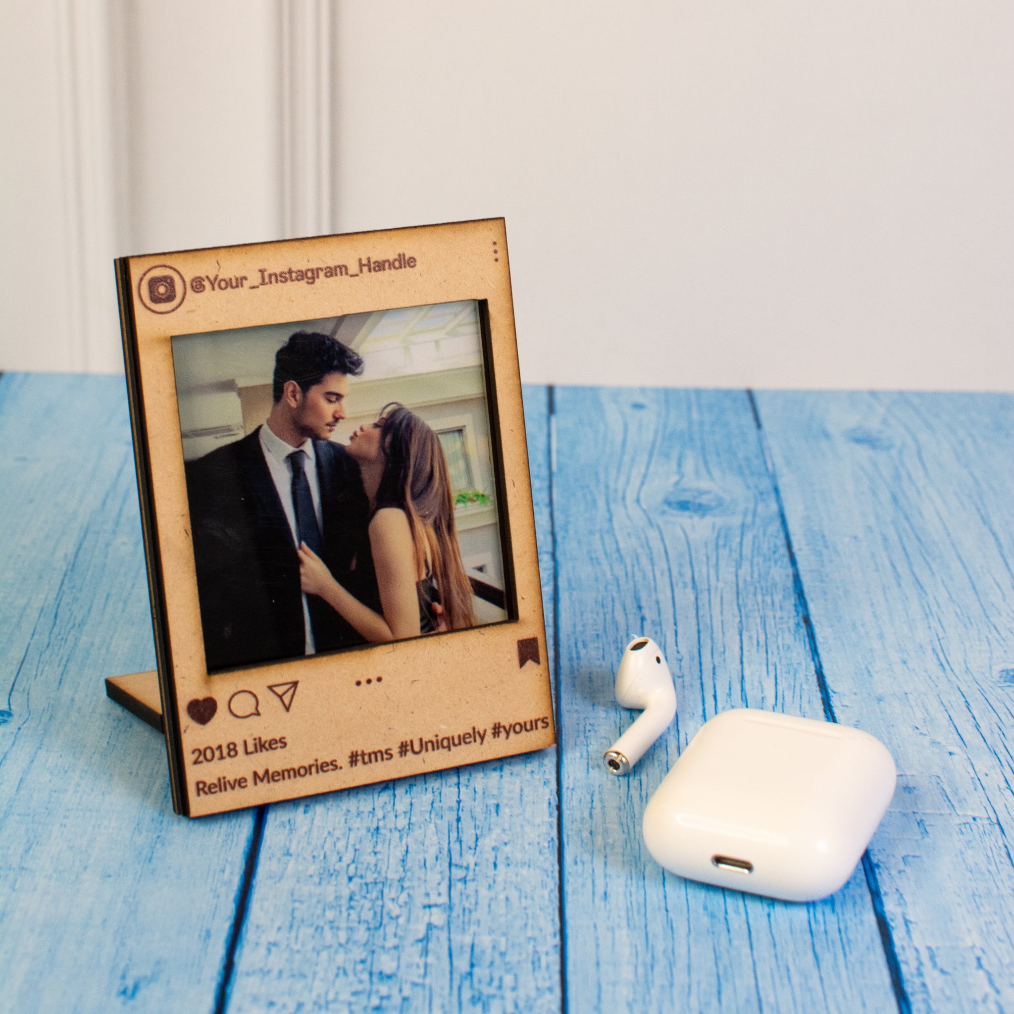 Instagram Frame – The Minimal Strokes