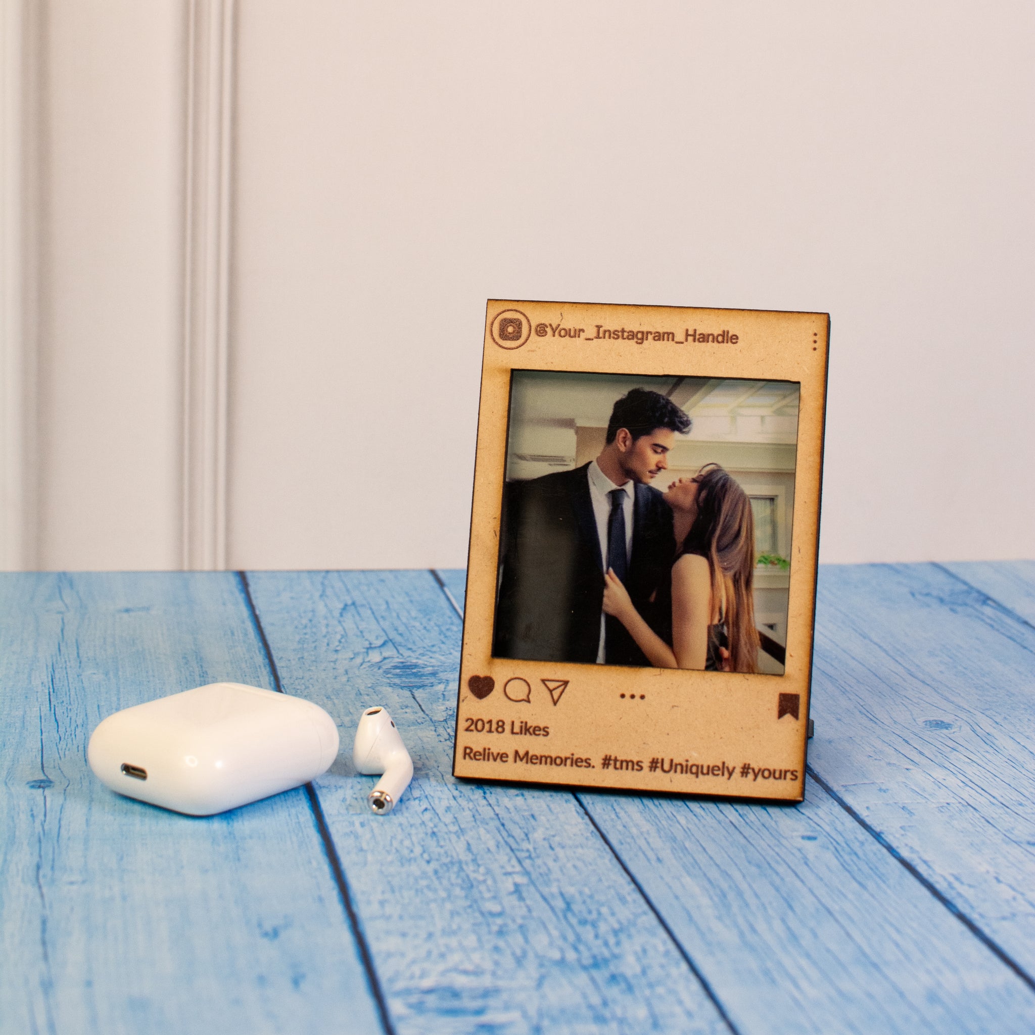 Instagram Frame – The Minimal Strokes